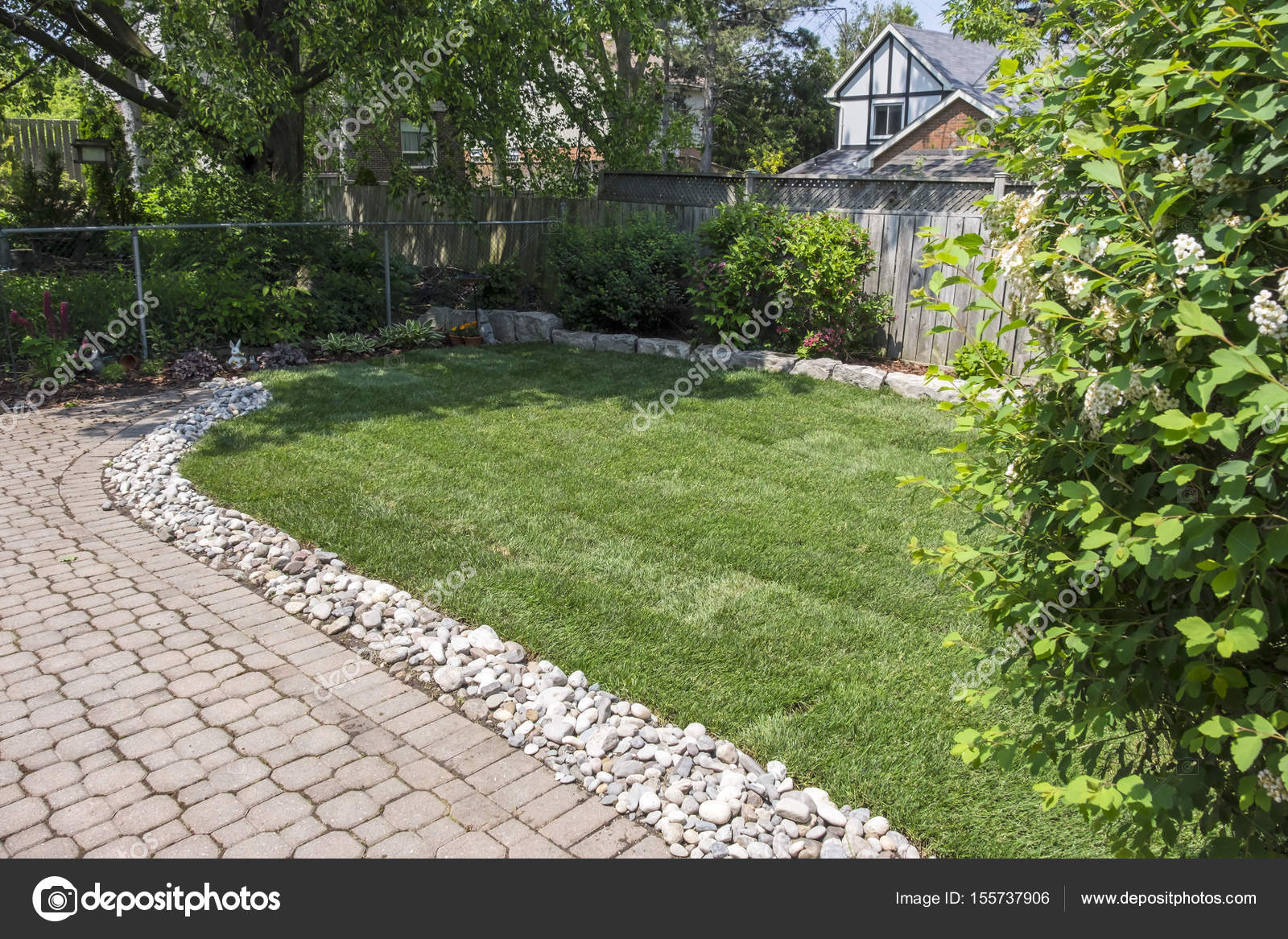 Backyard Garden with After Laying Down New Sod — Stock Photo © chiyacat ...