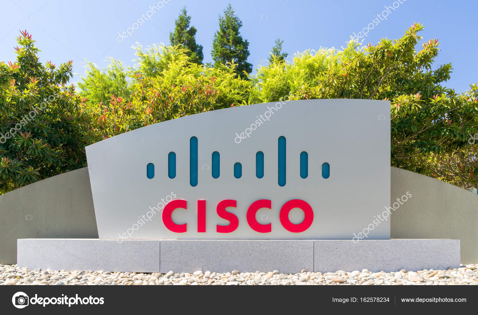 Cisco Systems Corporate Headquarters Sign and Logo — Stock Editorial ...