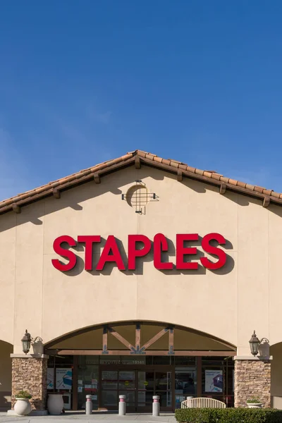 Staples logo Stock Photos, Royalty Free Staples logo Images | Depositphotos