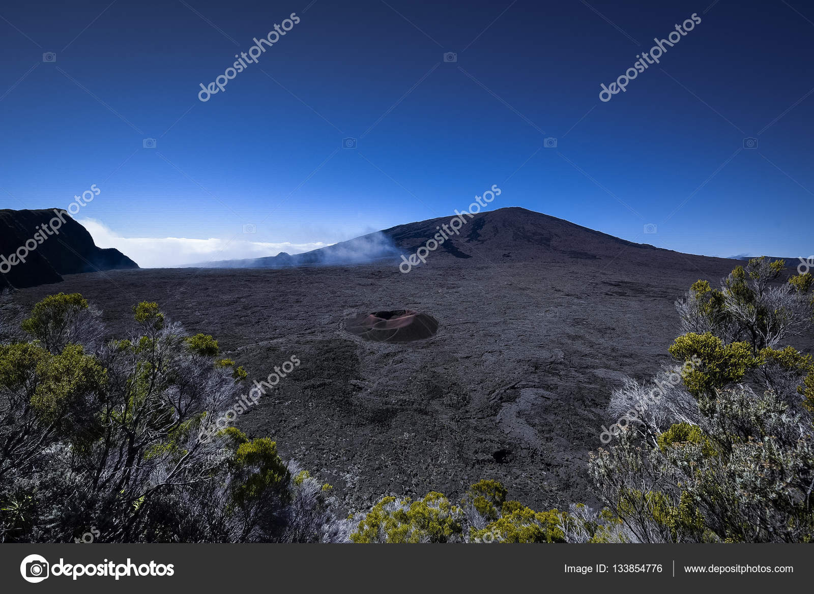 Volcano piton de la fournaise — Stock Photo © yggdrasill #133854776