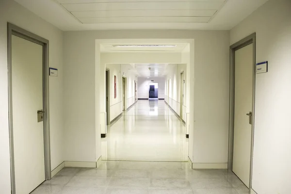 Hospital corridor radiology Stock Photos, Royalty Free Hospital ...