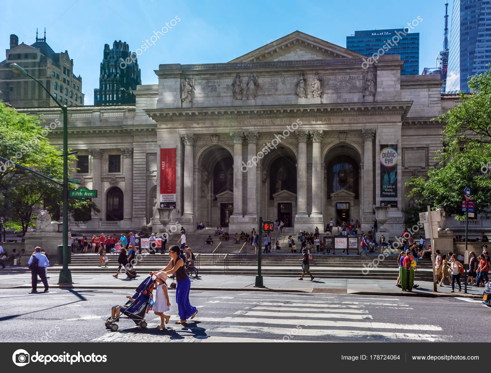 New York Public Library View – Stock Editorial Photo © andykazie #178724064
