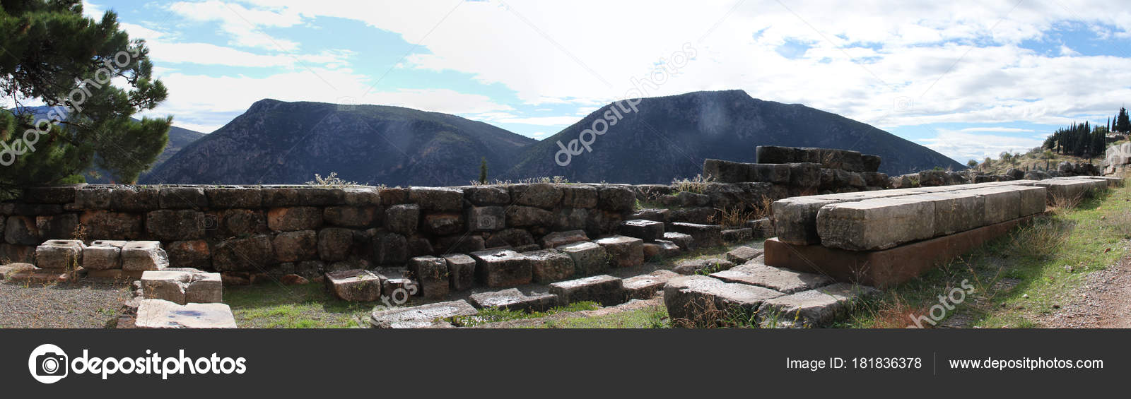 Oracle Delphi Greece — Stock Photo © aruns913 #181836378