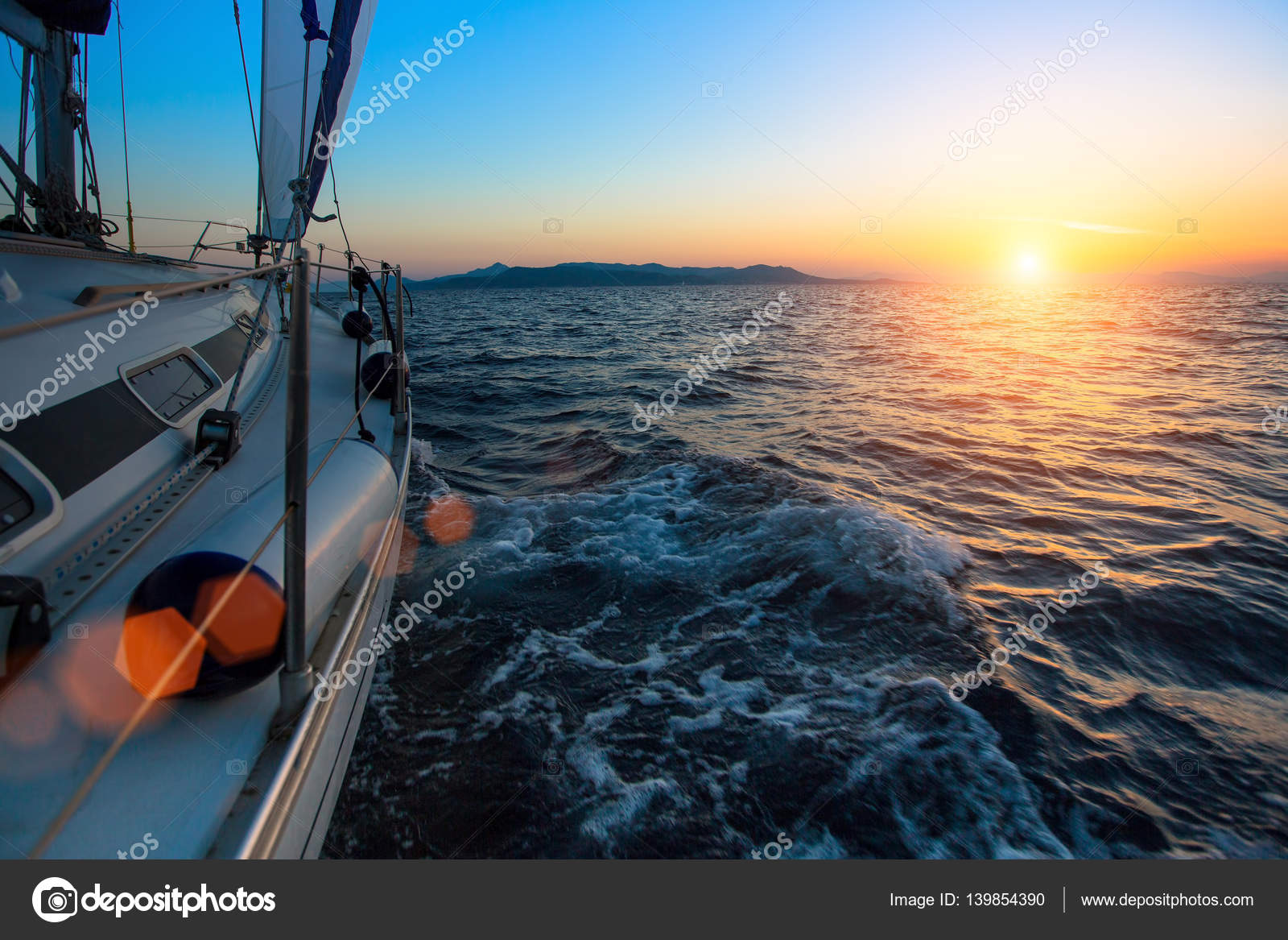 Racing on boats in wind — Stock Photo © dimaberkut #139854390
