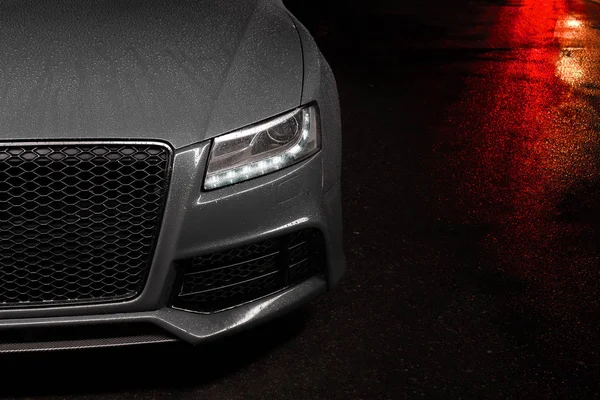 빨간색 휠 아우디 Stock Photos, Royalty Free 빨간색 휠 아우디 Images | Depositphotos