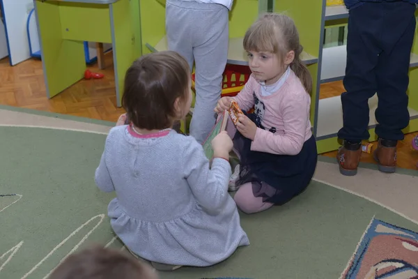 Young children playing a game at school Stock Photos, Royalty Free ...