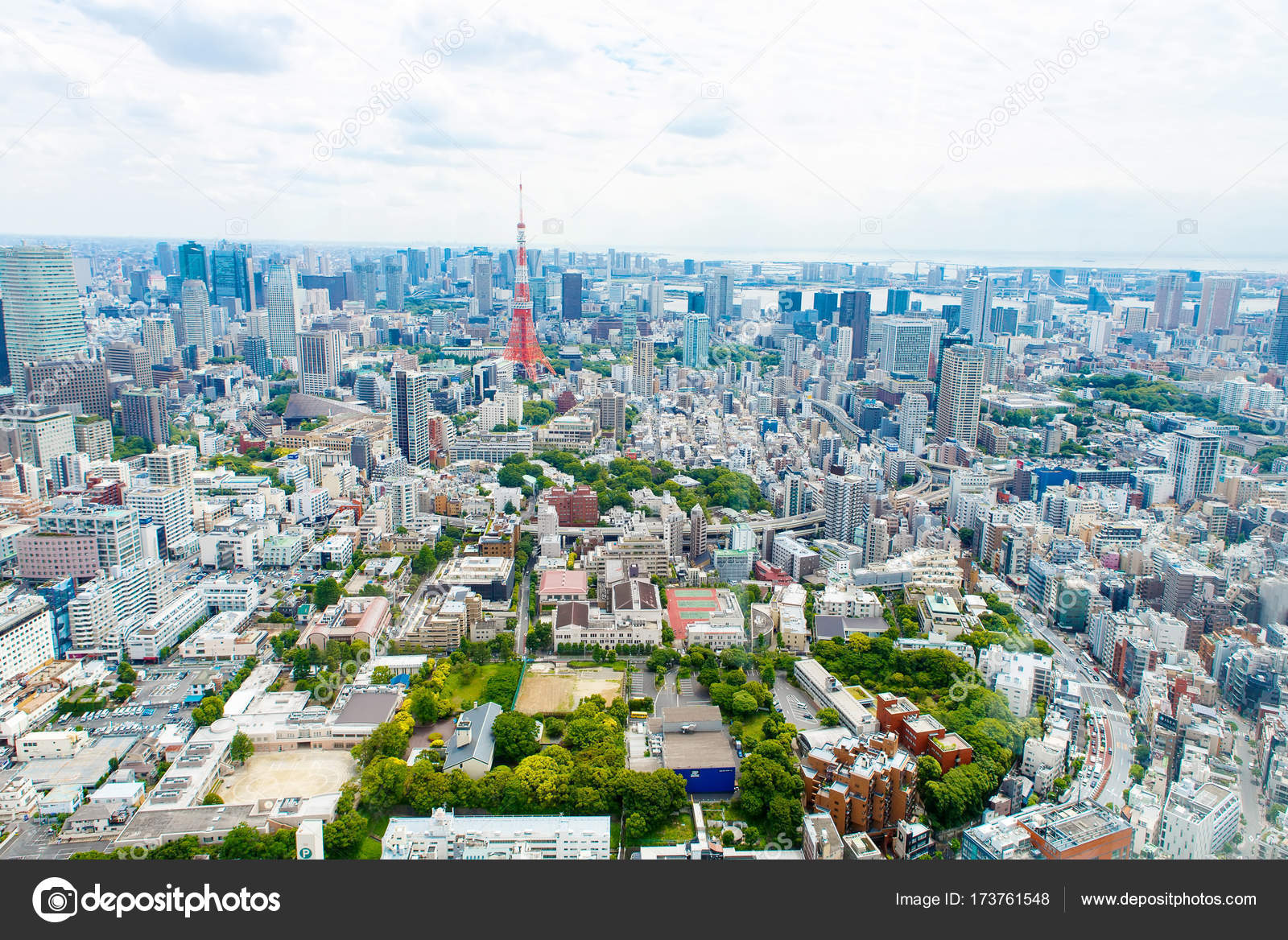 View from above on Tokyo Tower with skyline in Japan — Stock Photo ...
