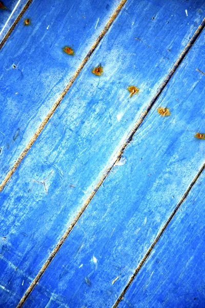 Fotos de Paletes de madeira azul, Imagens de Paletes de madeira azul ...