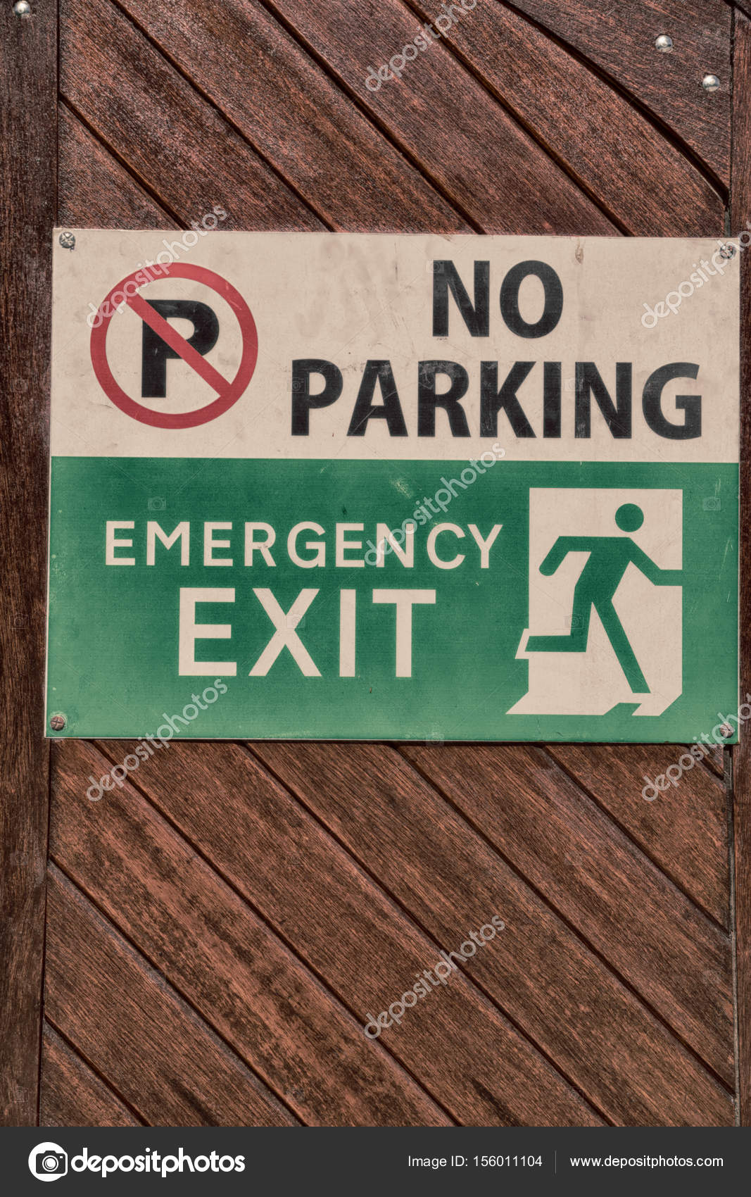 Emergency exit signal and no parking icon — Stock Photo © lkpro #156011104