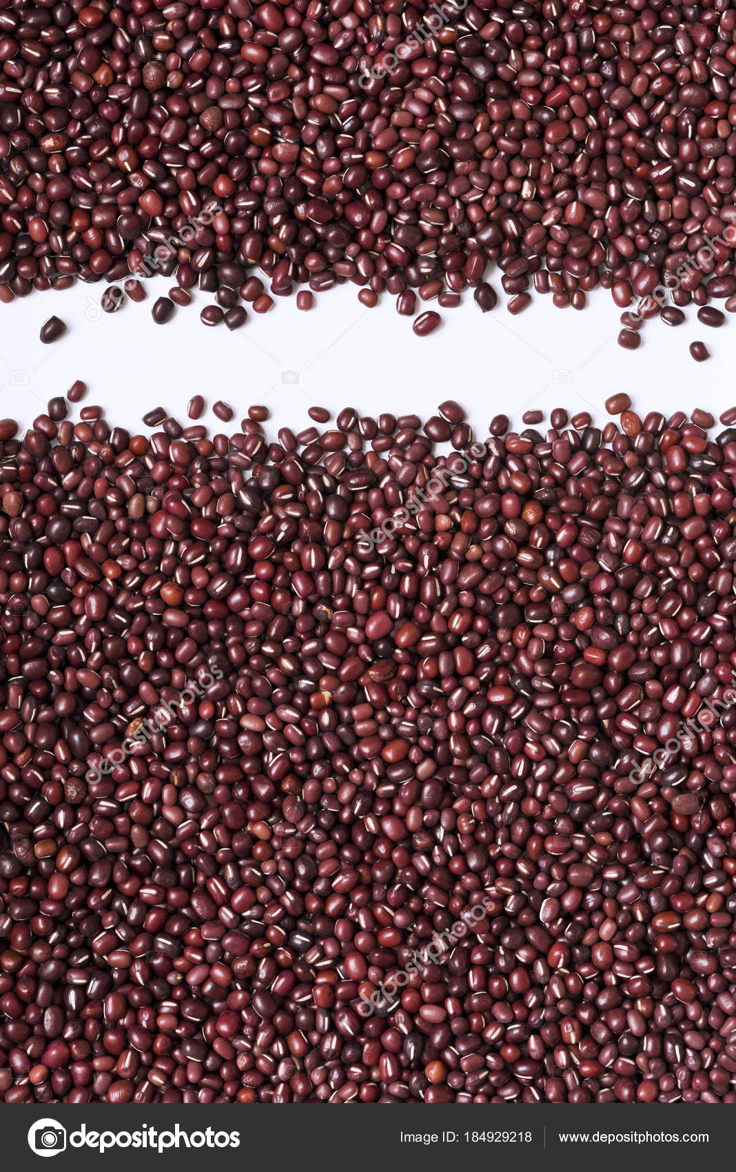 Adzuki beans (azuki, aduki, red mung beans). Background Stock Photo by ©Nazzu 184929218