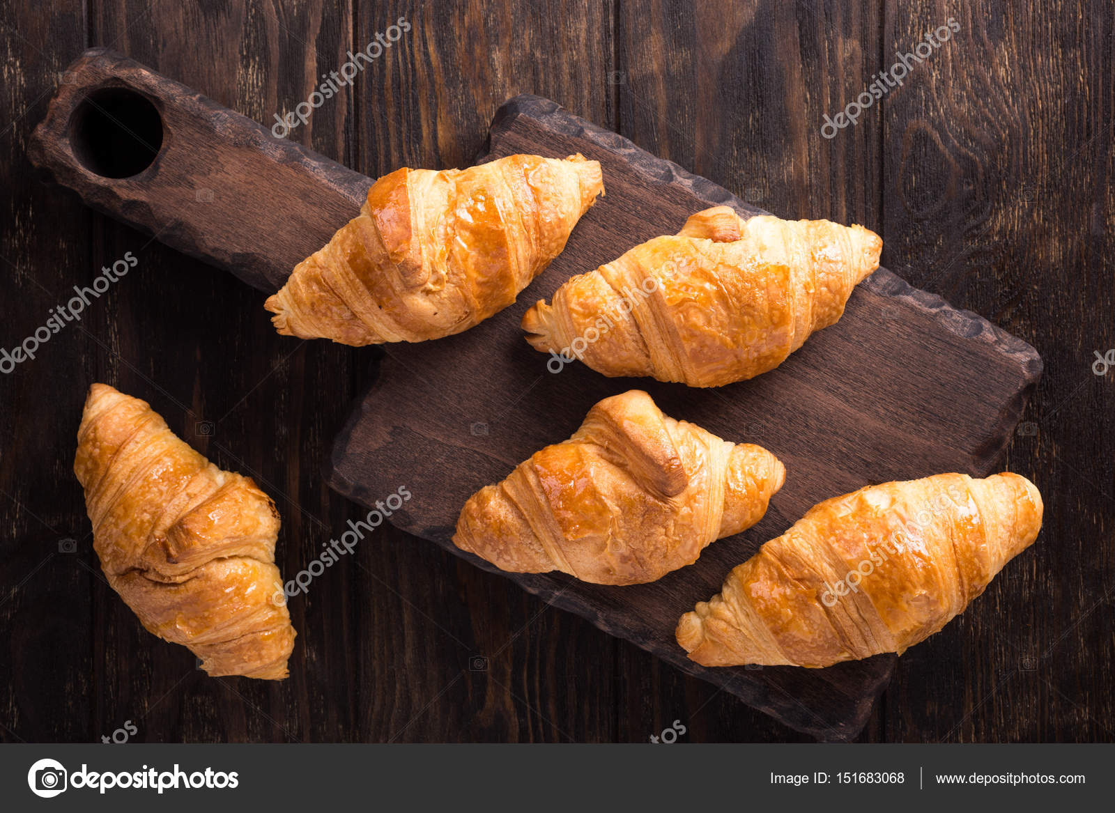 Fresh mini croissants — Stock Photo © IMelnyk #151683068