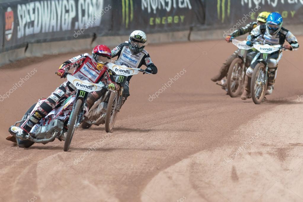 Janowski a la cabeza en el primer calor en Estocolmo FIM Speedway 2024