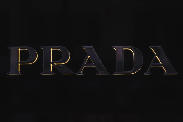 Logo sign "Prada" – Stock Editorial Photo © 360ber #161439342