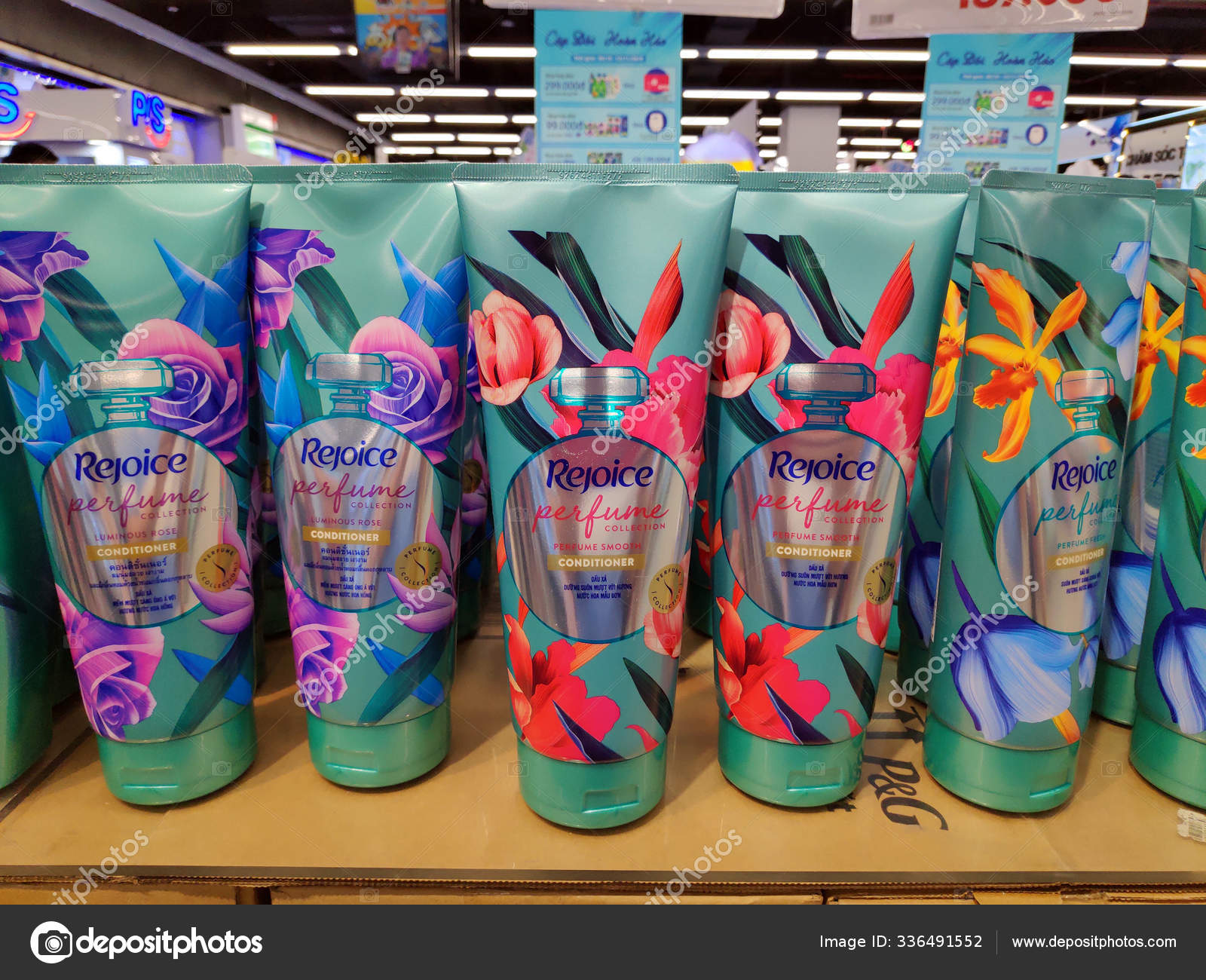 Saigon Vietnam May 2019 Pantene Clear Rejoice Shampoo Conditioner Big ...