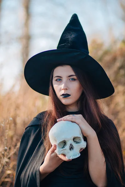 All women are witches fotos de stock, imágenes de All women are witches ...