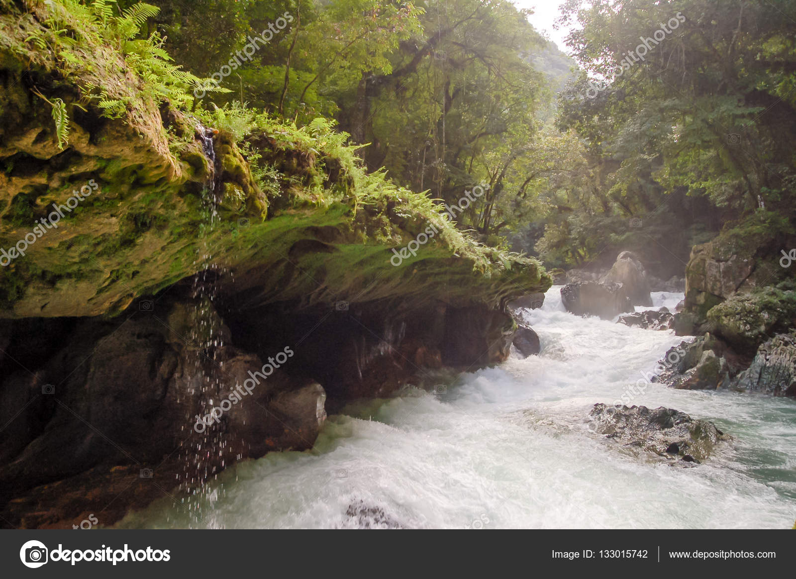 Semuc Champey Guatemala — Stock Photo © underworld1 #133015742