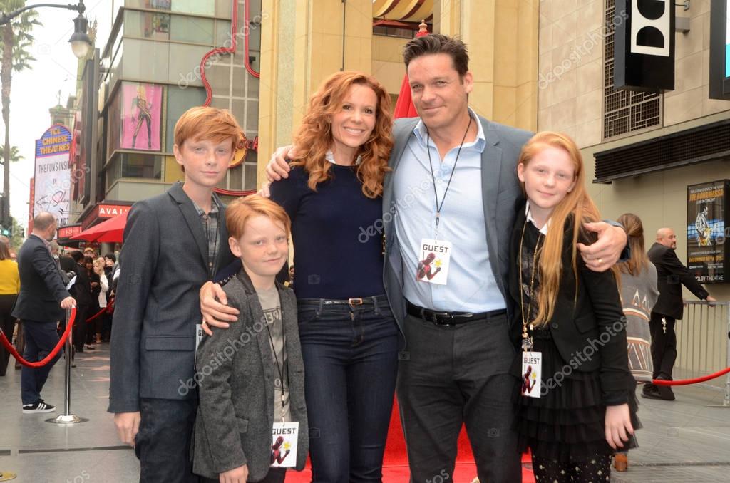 Robin Lively, Bart Johnson – Stock Editorial Photo © s_bukley #135050154