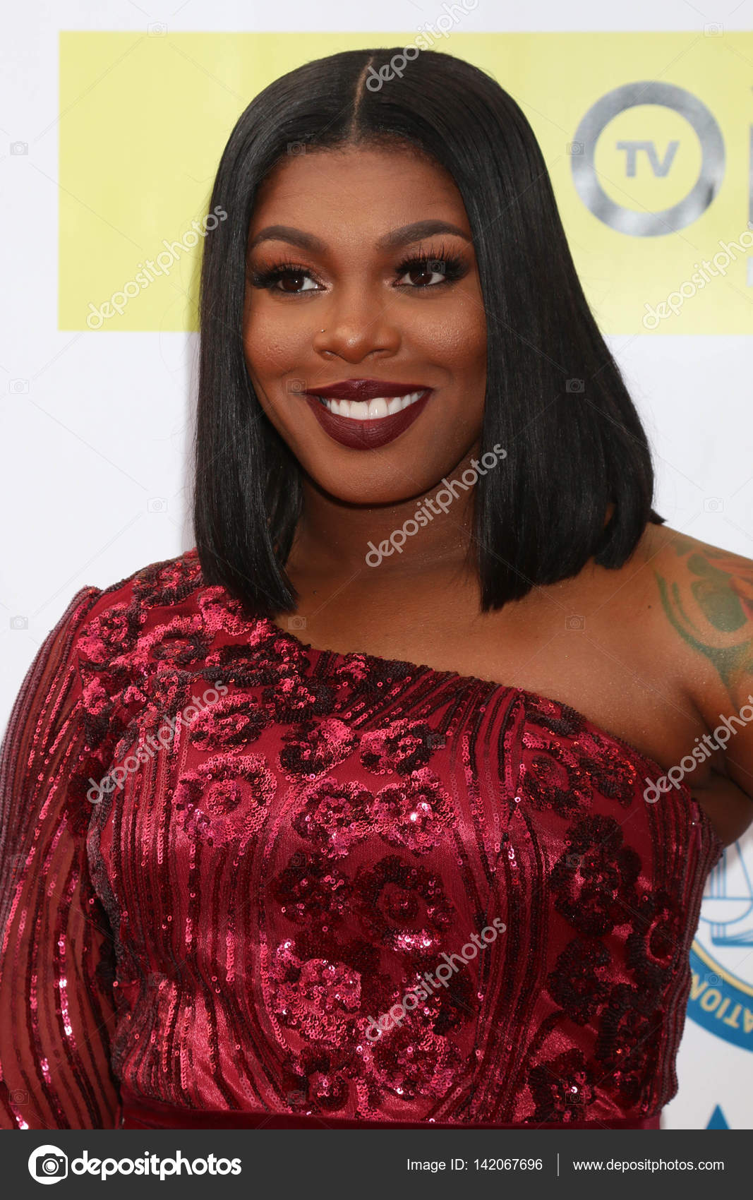 Rhonda Jones's Instagram, Twitter & Facebook on IDCrawl