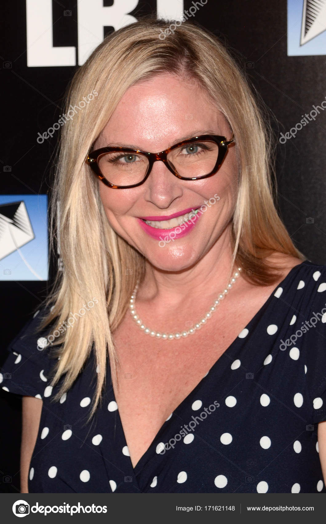 Lisa Reyes's Instagram, Twitter & Facebook on IDCrawl