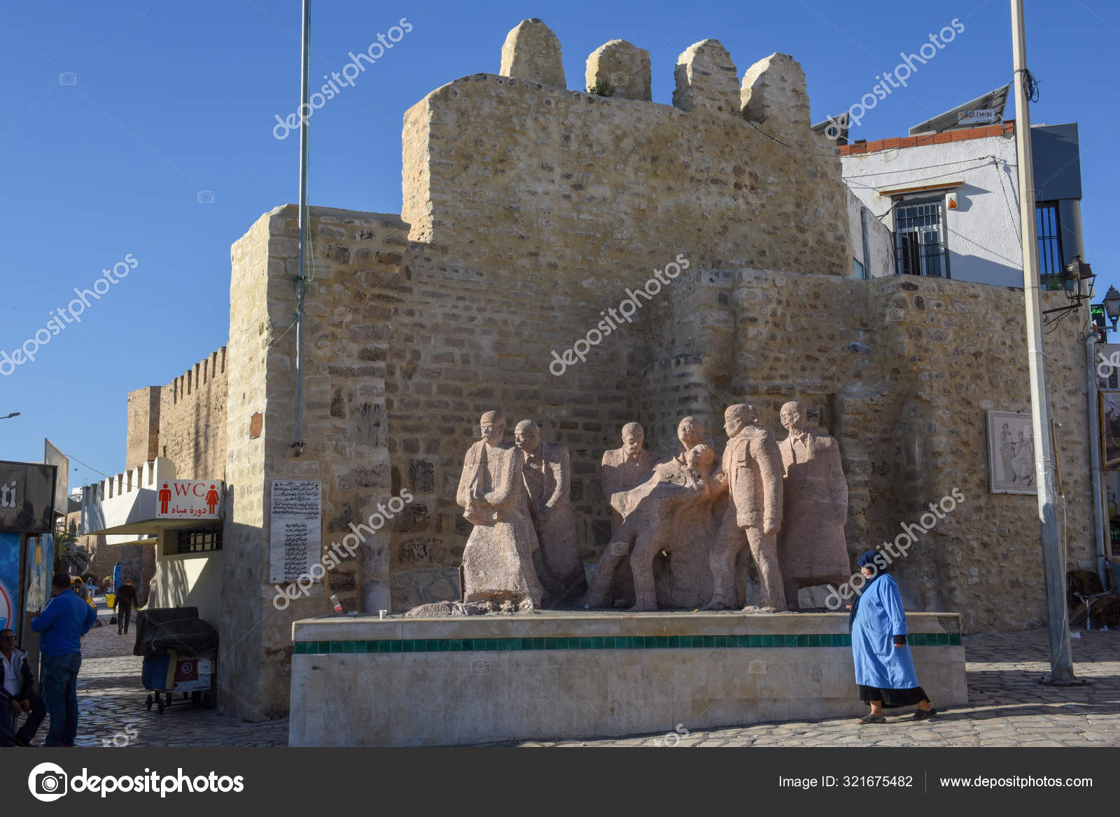 People walking on the traditional medina at Sousse in Tunisia – Stock ...
