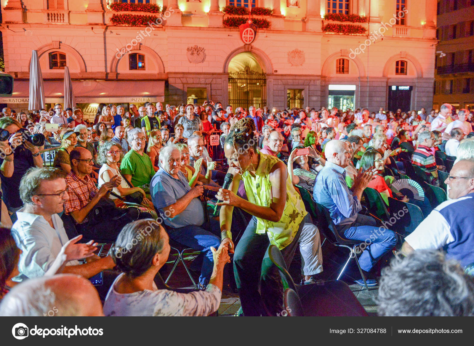 Lisa Simone singing at Estival Jazz Lugano on Switzerland – Stock ...