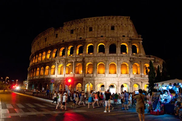 Rome Italy June 2019 Colosseum Crowd Tourists Grey Sky – Stock ...