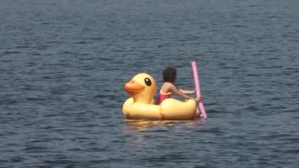 Little Girl Enjoys Summer Lake Her Large Rubber Ducky Float — Stock ...