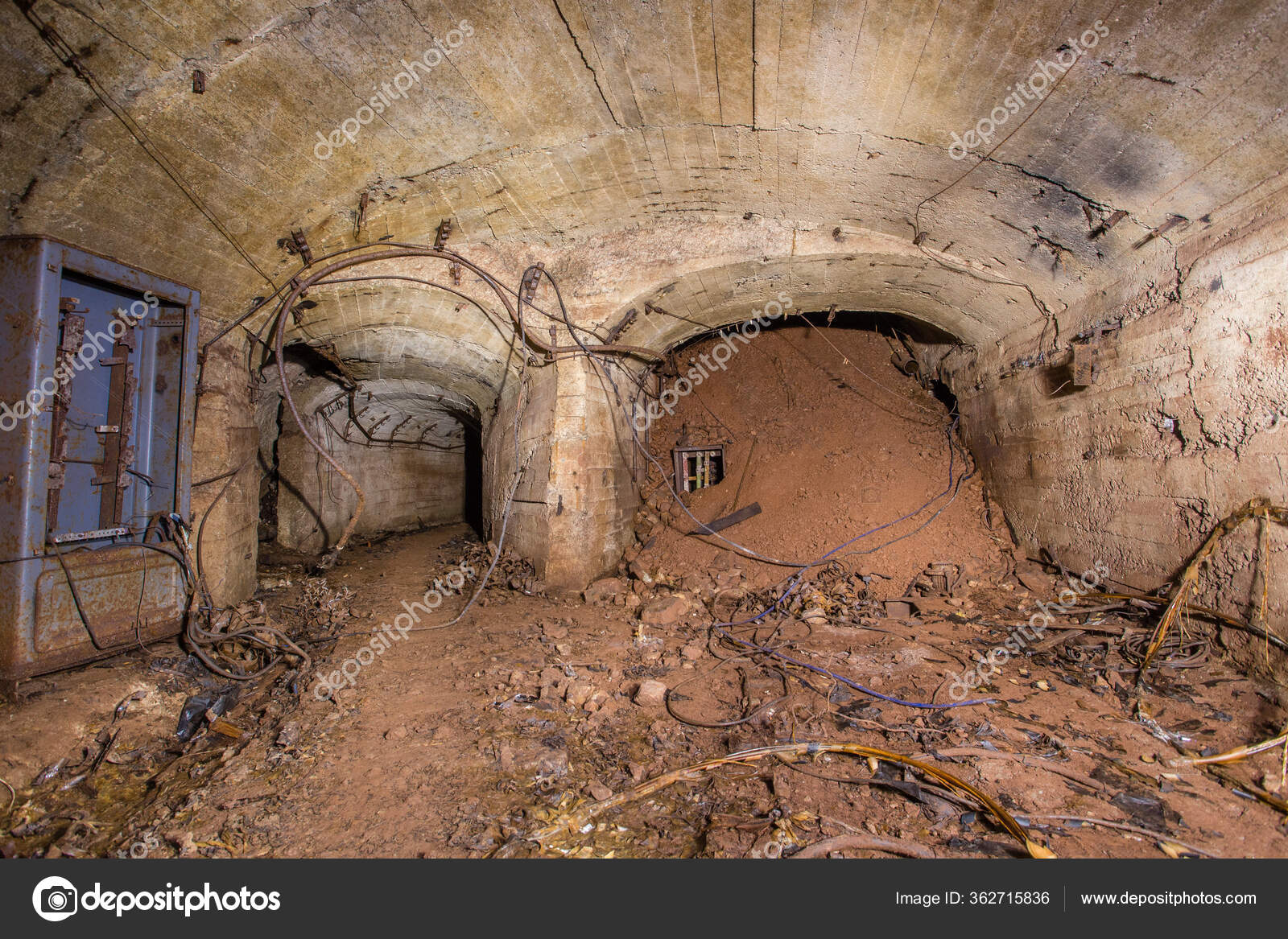 Underground Bauxite Mine Tunnel Collapsed Concrete Lining Stock Photo ...