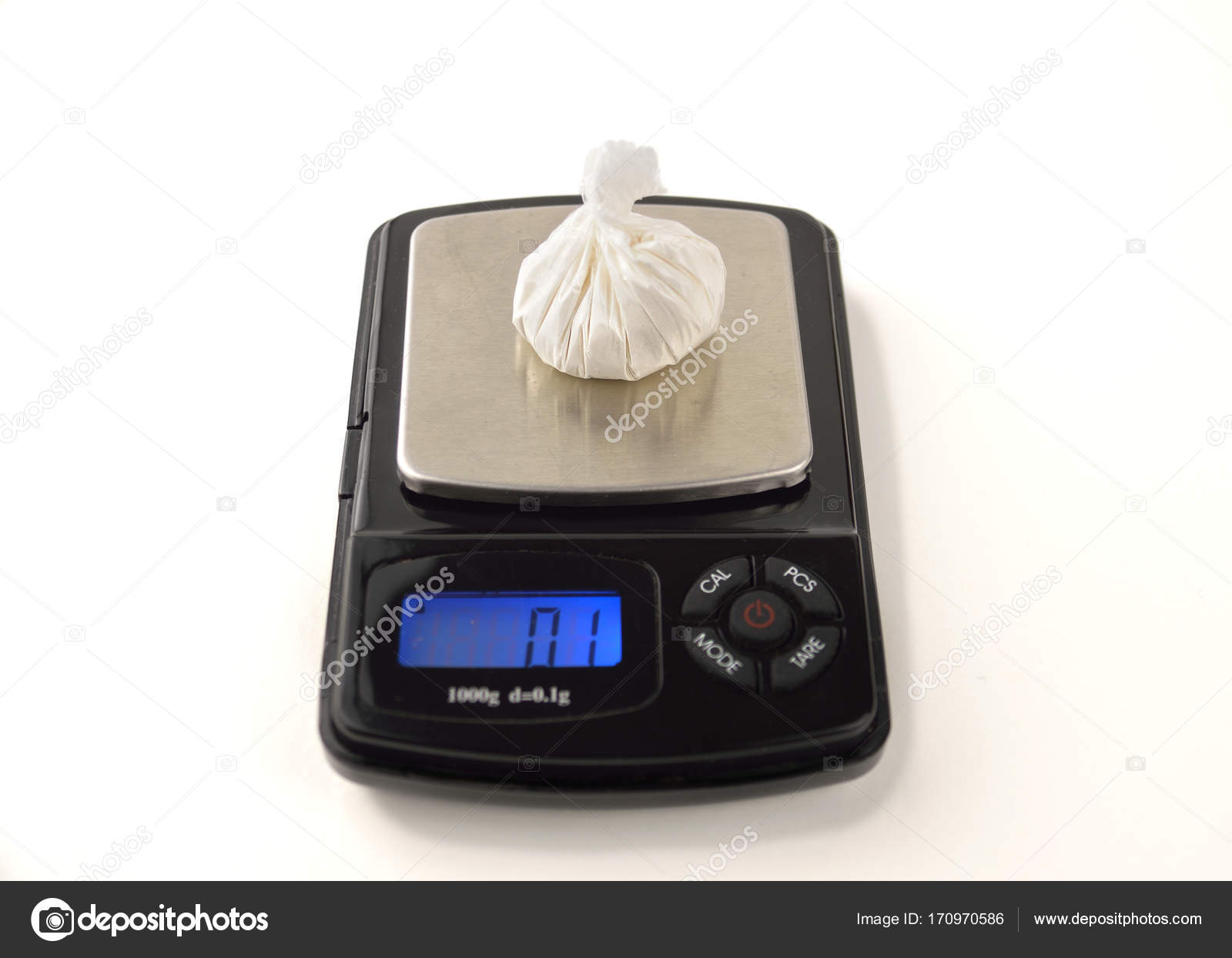 cocaine dosage on digital scale — Stock Photo © cunaplus #170970586