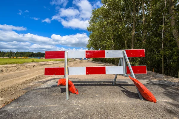 Roadblock symbol Stock Photos, Royalty Free Roadblock symbol Images ...