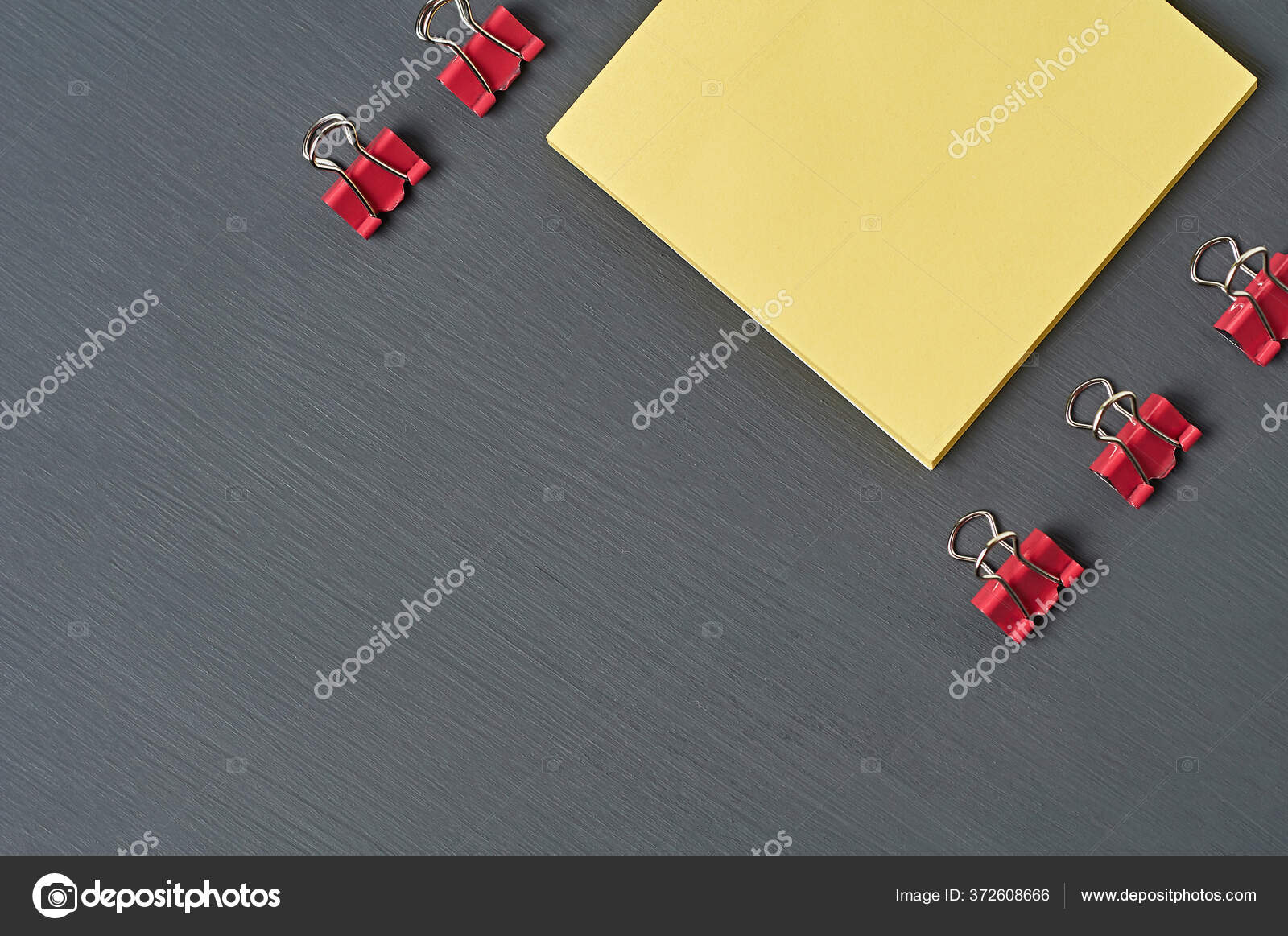 Rows Red Metal Binders Blank Square Paper Note Lies Dark — Stock Photo ...