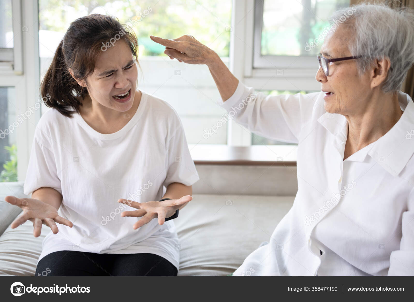 Angry Elderly People Has Quarrel Violently Aggressive Woman Home ...