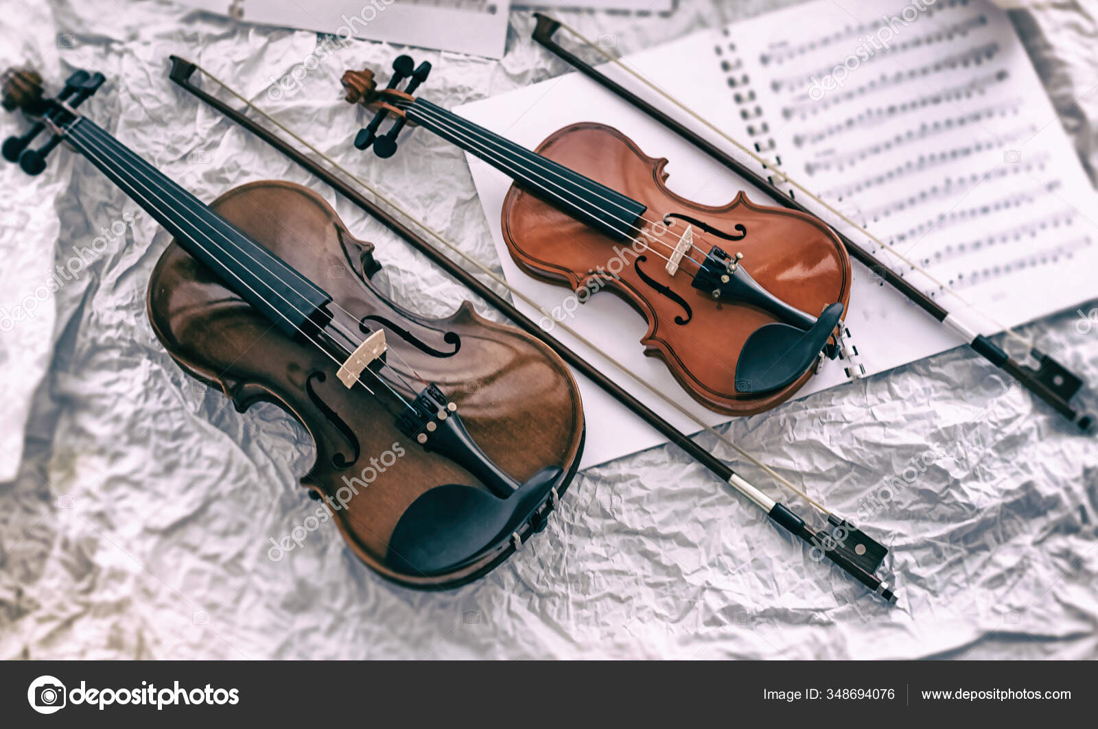 Designer Violins Wallpaper