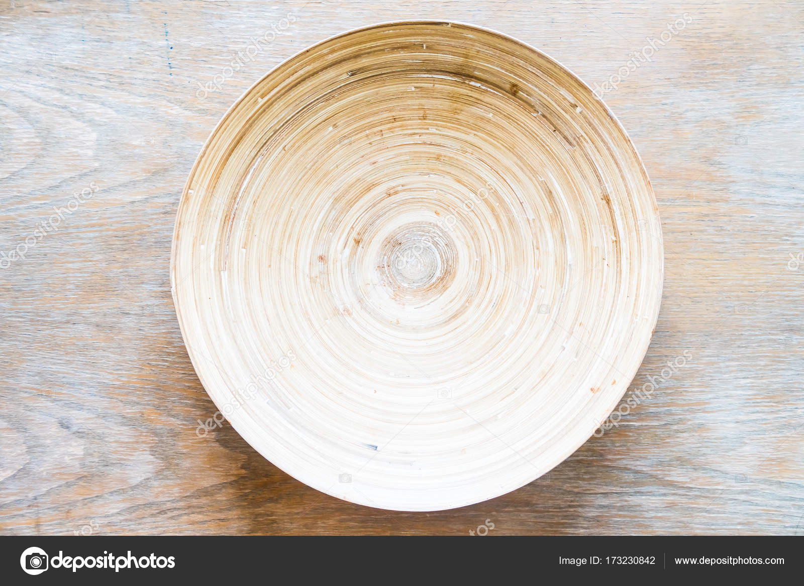 Empty wooden plate Stock Photo by ©mrsiraphol 173230842