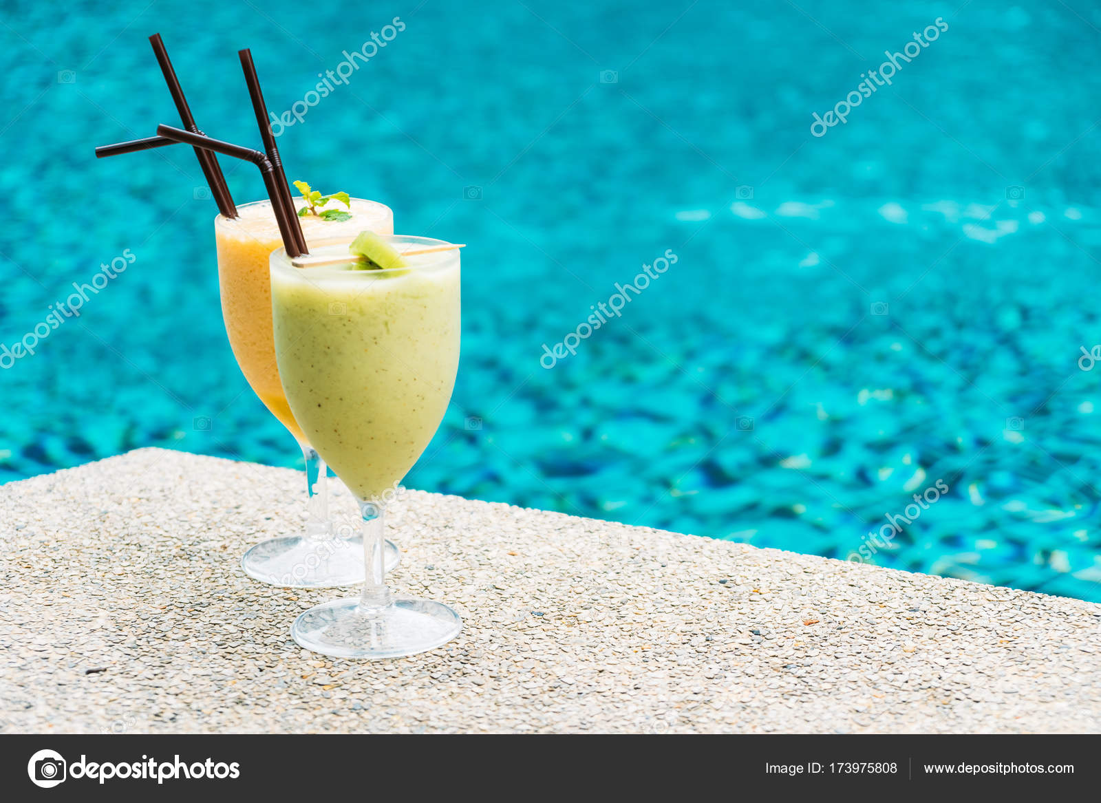 Iced Fruit Smoothies Pool Background Stock Photo by ©mrsiraphol 173975808