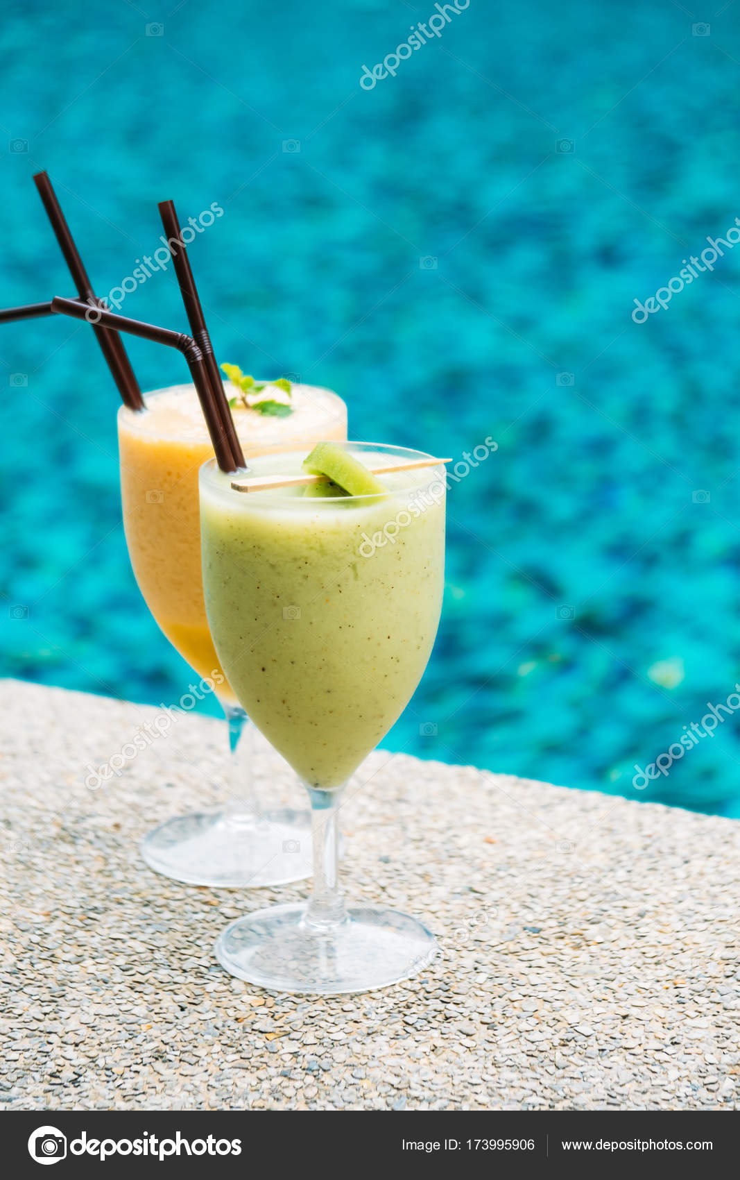 Iced Fruit Smoothies Pool Background Stock Photo by ©mrsiraphol 173995906