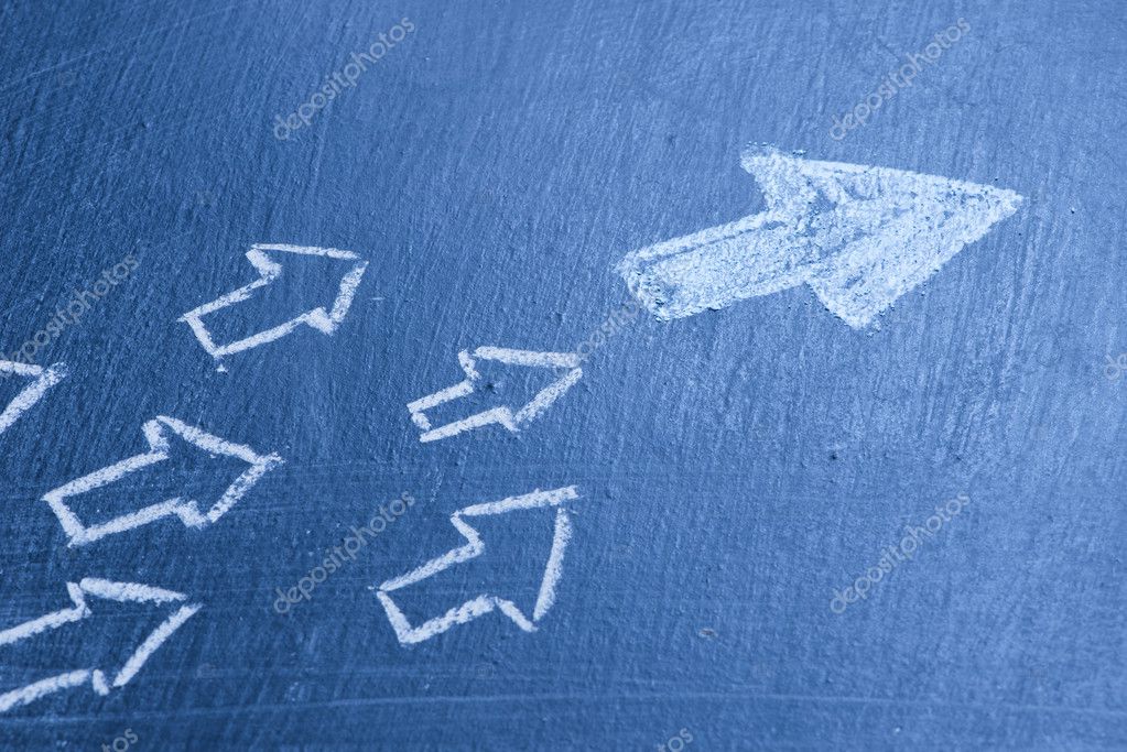 Dibujo de tiza de flecha con muchas flechas como seguidor 2024