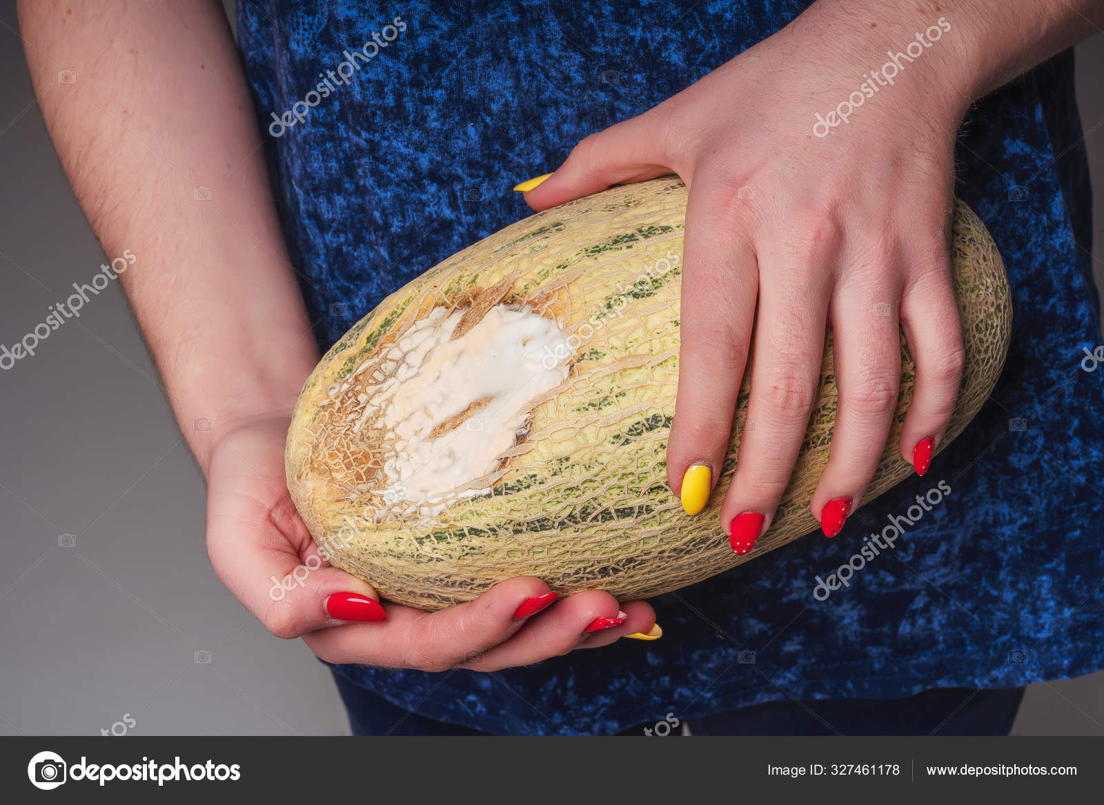 Spoiled Melon Hands Woman Melon Dent Mold Girl Hands Improper — Stock ...