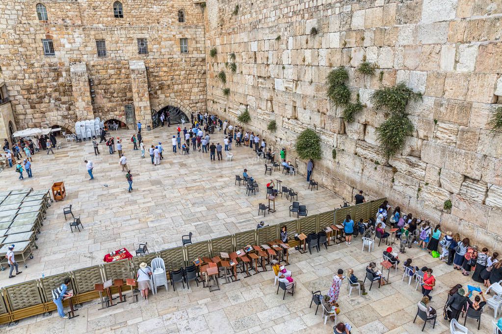 Western Wall Jerusalem – Stock Editorial Photo © dbajurin #144114581