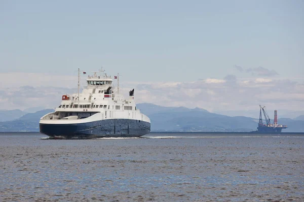 Oil and gas sea platform and cruise. Energy industry. Petroleum - Stock ...