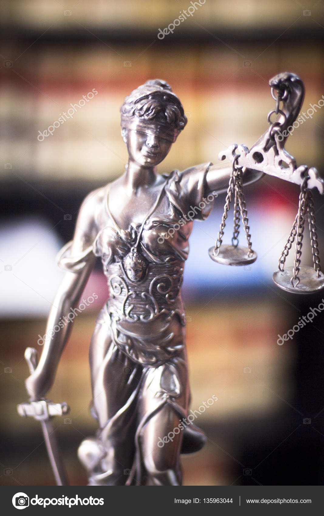 Law office legal statue ⬇ Stock Photo, Image by © edwardolive #135963044