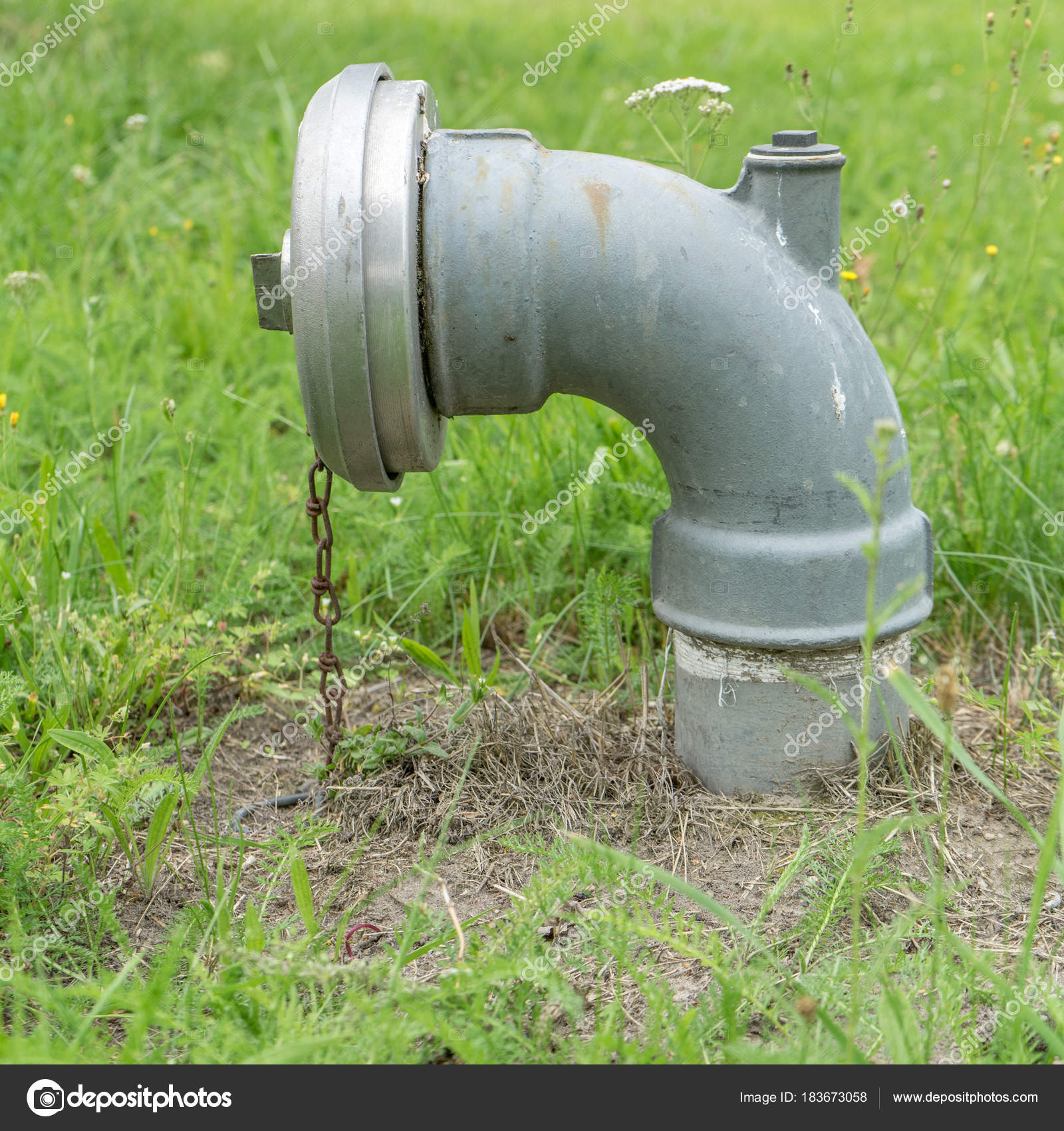Water Connection Water Hydrant Lawn — Stock Photo © coramueller #183673058
