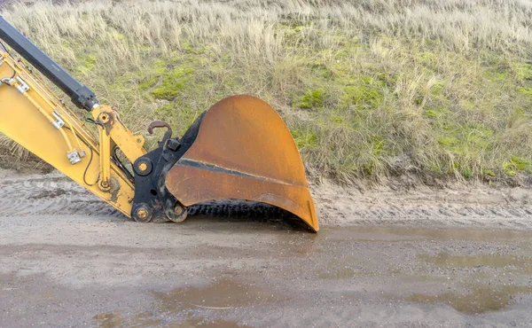 Digging border Stock Photos, Royalty Free Digging border Images ...