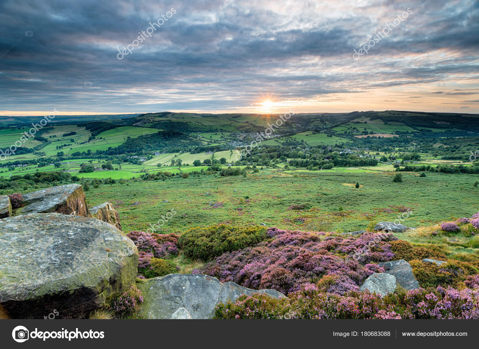 Baslow Edge in the Peak District — Stock Photo © flotsom #180683088