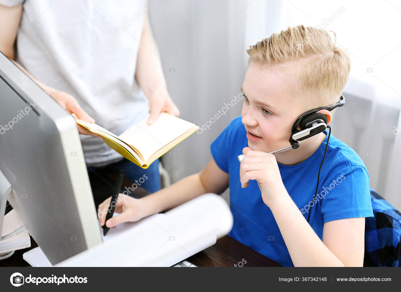 Studying Home Online Lessons Child Learns Internet Online Lesson ...