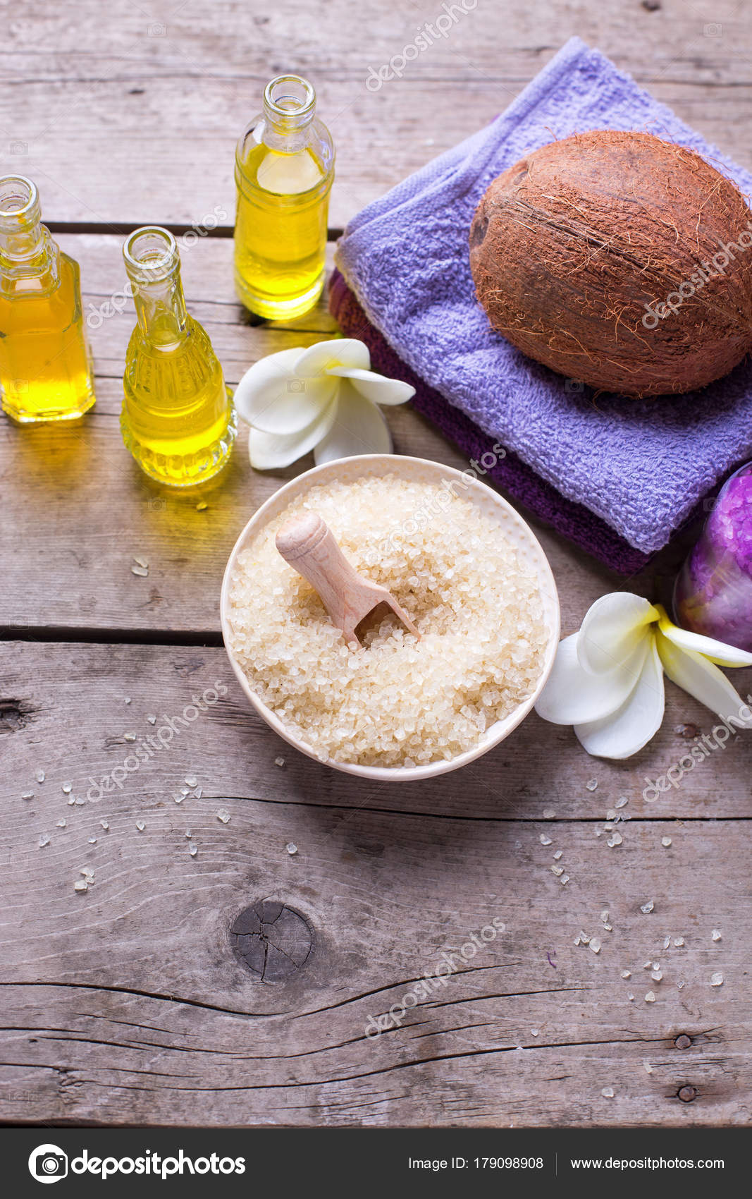 Spa setting in yellow and violet colors. Stock Photo by ©daffodil 179098908