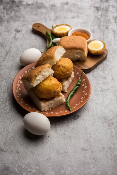 Egg Vada Pav Anda Wada Paav Pao Non Vegetarian Fast — Stock Photo ...