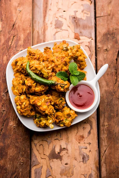 Fried Onion Pakora Pyaj Pakoda Also Known Crispy Kanda Bhaji Stock ...