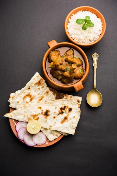 Hyderabadi Mutton Paya Nehari Nahari Nihari Masala Served Naan Rice ...