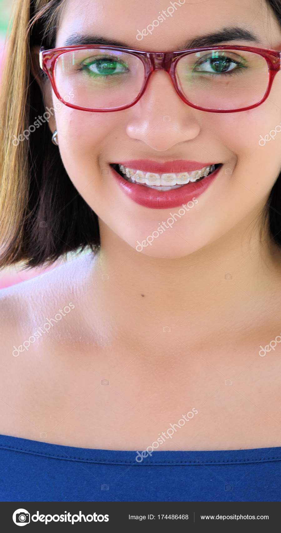 Female Wearing Eyeglasses — Stock Photo © dtiberio #174486468